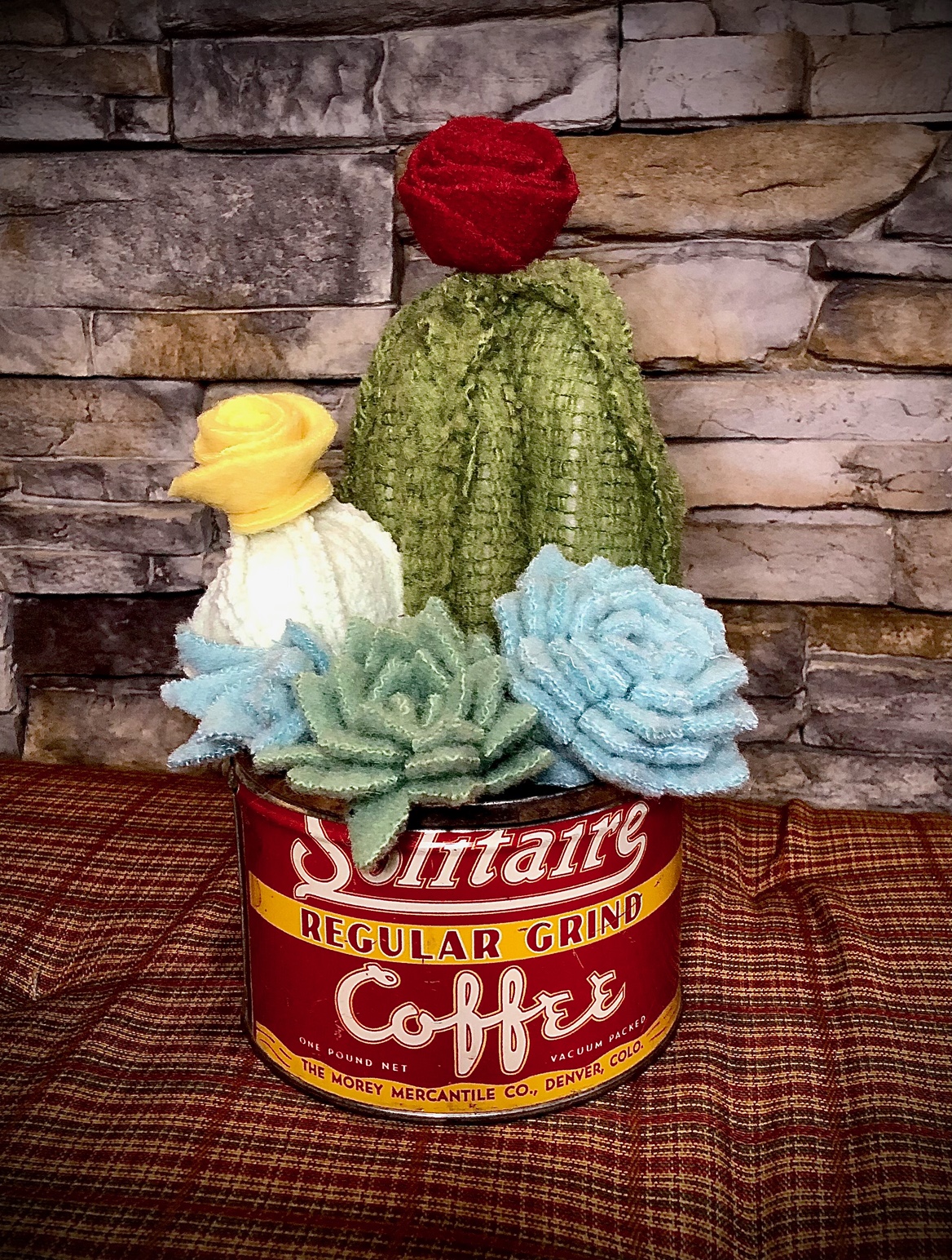 reimagined vintage – six speckled hens